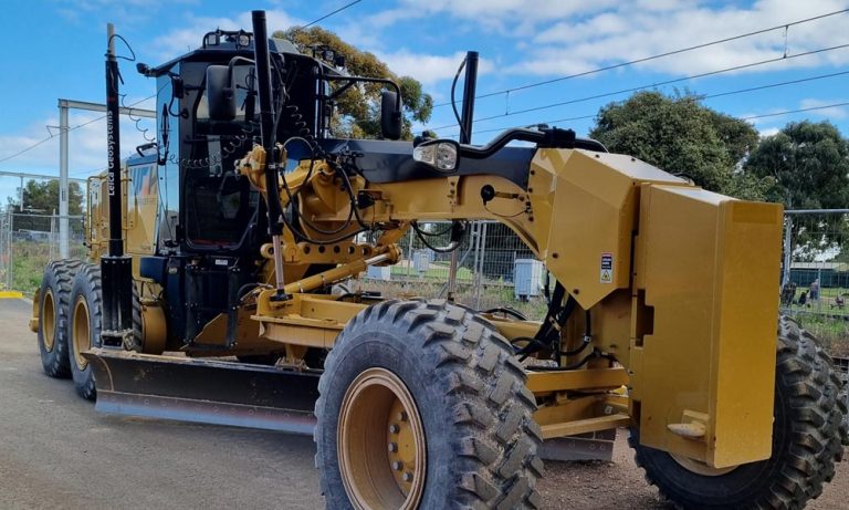 Caterpillar 140M Graders - Walker Grader Hire